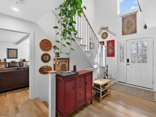 house with 4 bedroom, Marlborough MA DS102443731