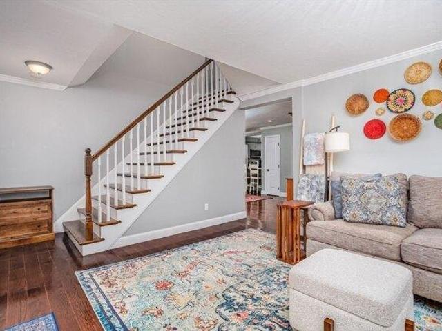 house with 4 bedroom, Marlborough MA ES103035970