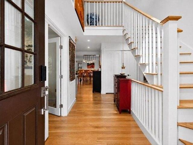 house with 4 bedroom, Marlborough MA ES103036905