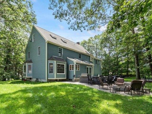 house with 4 bedroom, Marlborough MA ES103443264