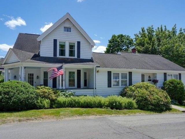 house with 4 bedroom, Marlborough MA ES104850701