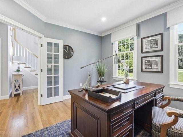 house with 4 bedroom, Marlborough MA ES105082187