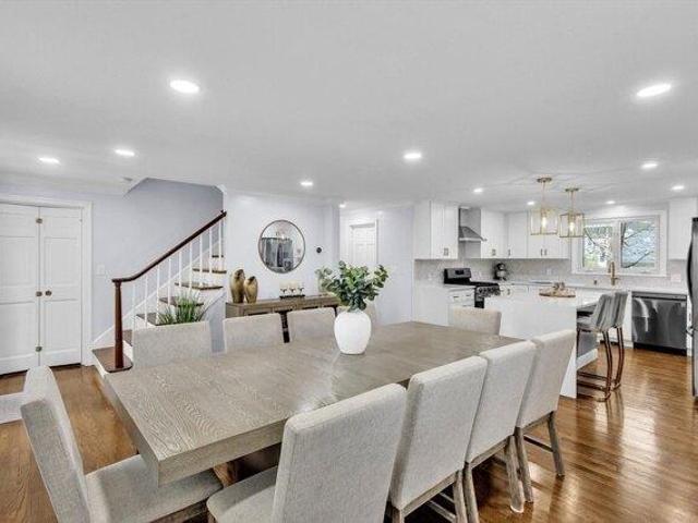house with 4 bedroom, Marlborough MA ES105174652