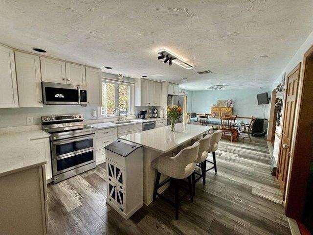 house with 4 bedroom, Marshfield MA DLS103018348