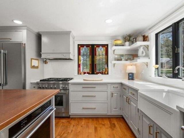 house with 4 bedroom, Marshfield MA DS103809454