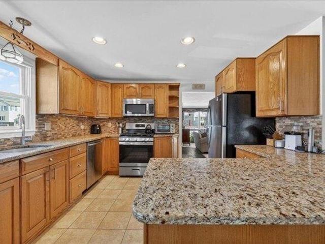 house with 4 bedroom, Marshfield MA DS103849446
