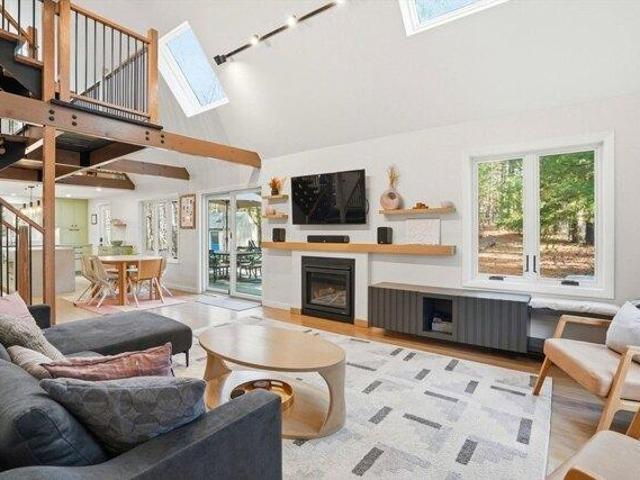 house with 4 bedroom, Marshfield MA ES103439100