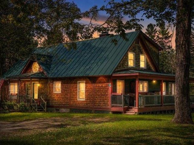 house with 4 bedroom, Marshfield VT DLS103073016