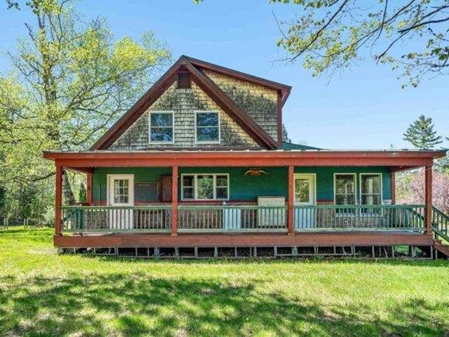 house with 4 bedroom, Marshfield VT ES104375937