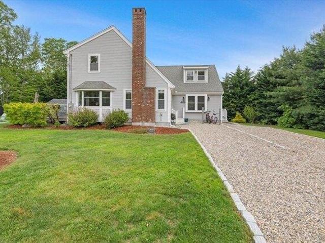 house with 4 bedroom, Mashpee MA DLS102960833
