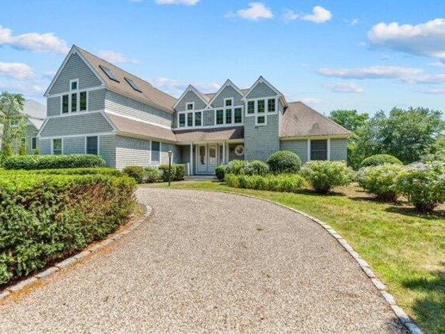 house with 4 bedroom, Mashpee MA DS104116252
