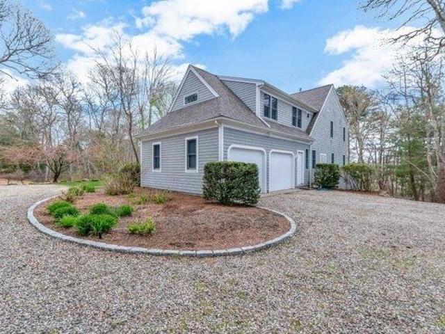 house with 4 bedroom, Mashpee MA DS104329571