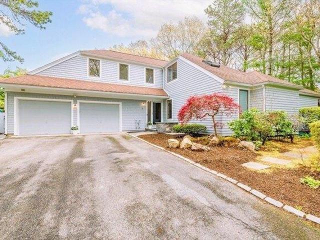 house with 4 bedroom, Mashpee MA ES104116359