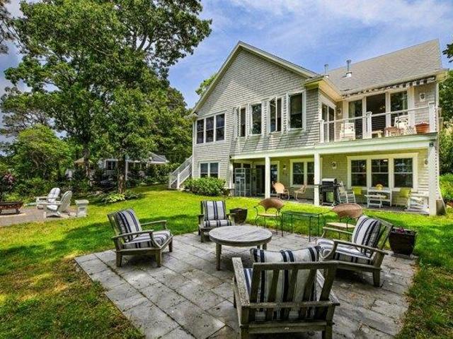 house with 4 bedroom, Mashpee MA ES104481285