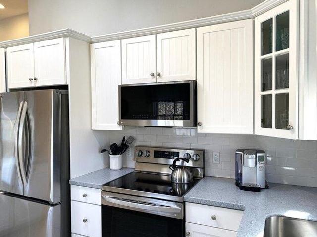 house with 4 bedroom, Mashpee MA ES104852791