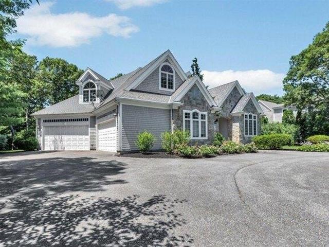 house with 4 bedroom, Mashpee MA ES105117025