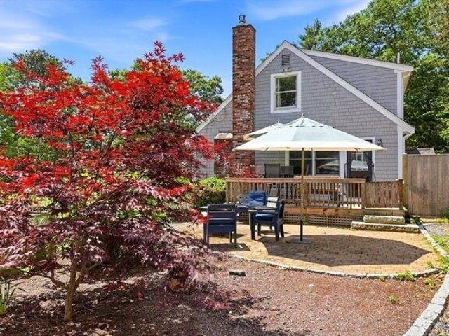 house with 4 bedroom, Mashpee MA ES105141823