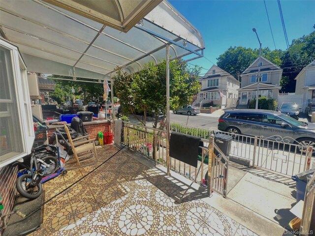 house with 4 bedroom, Maspeth NY DS103622373