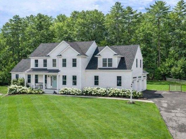 house with 4 bedroom, Mattapoisett MA DS102410893