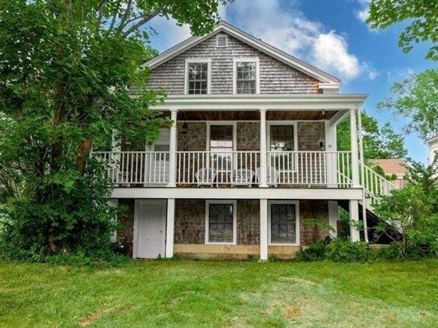 house with 4 bedroom, Mattapoisett MA ES104479211