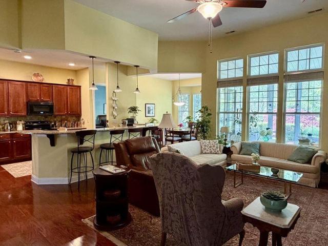 house with 4 bedroom, Matthews NC ES100973667