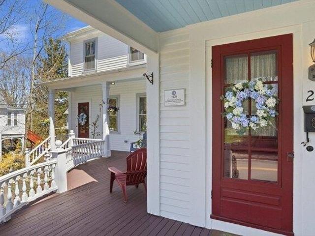 house with 4 bedroom, Maynard MA DLS101999816