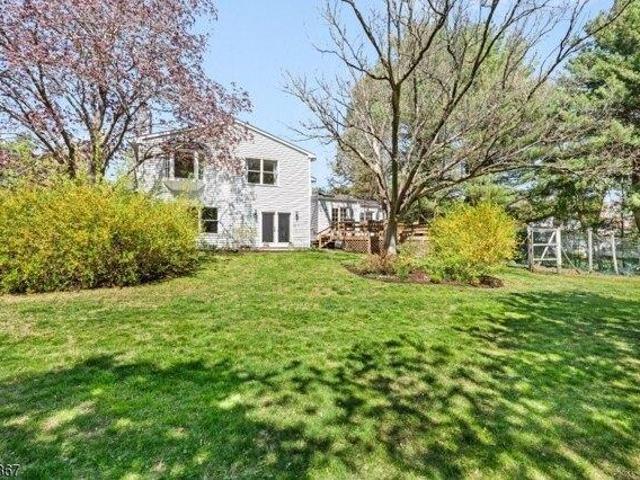 house with 4 bedroom, Mendham NJ DLS102724732