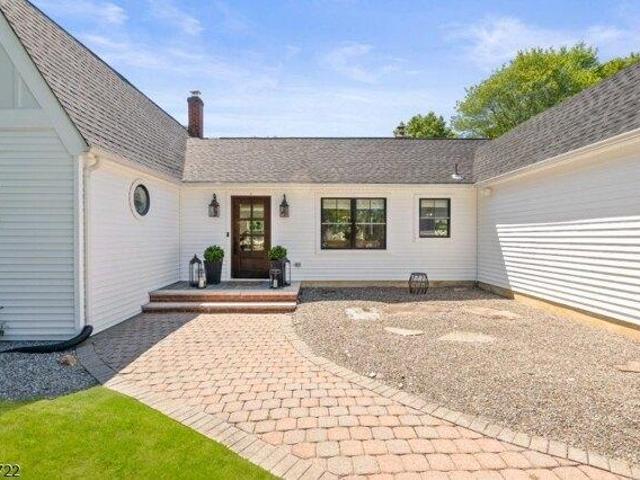 house with 4 bedroom, Mendham NJ DS102477033