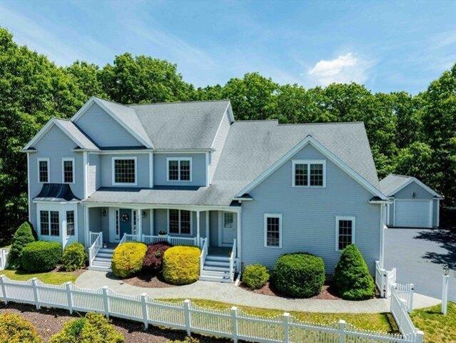 house with 4 bedroom, Mendon MA DLS103125461