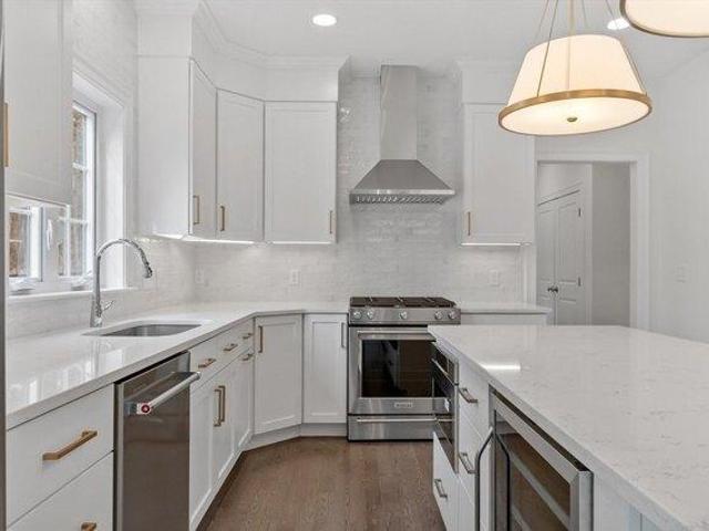 house with 4 bedroom, Mendon MA DS101958147