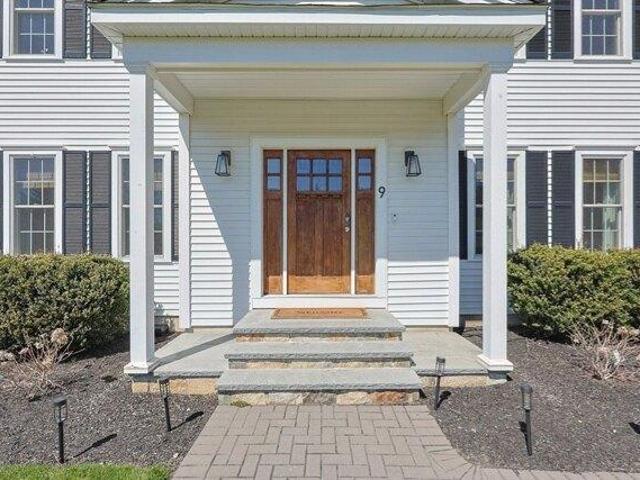 house with 4 bedroom, Mendon MA DS102411981