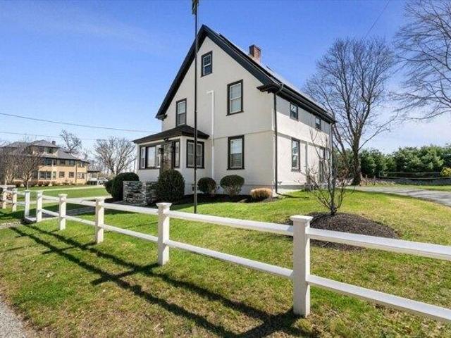 house with 4 bedroom, Mendon MA ES103162469