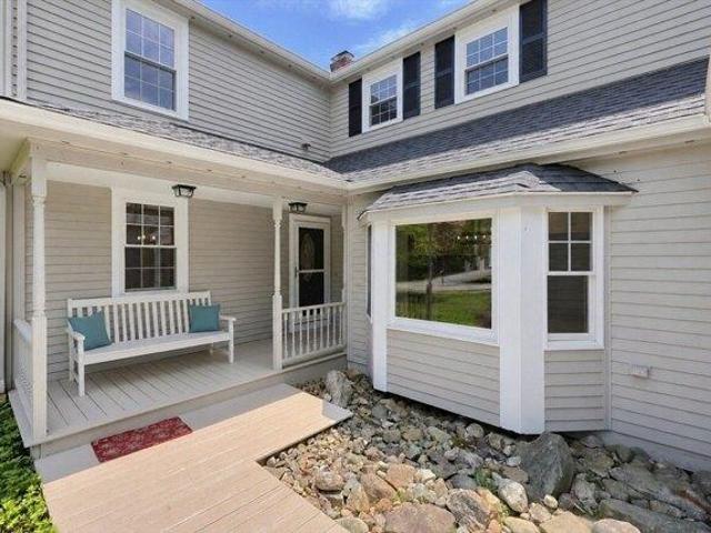 house with 4 bedroom, Medway MA DS103848455