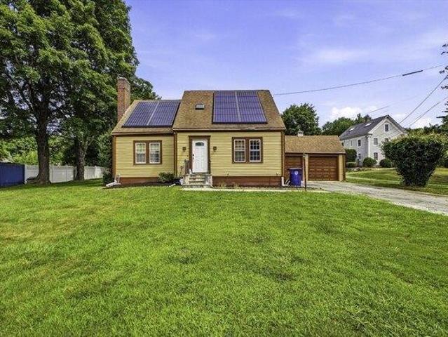 house with 4 bedroom, Medway MA ES105059540