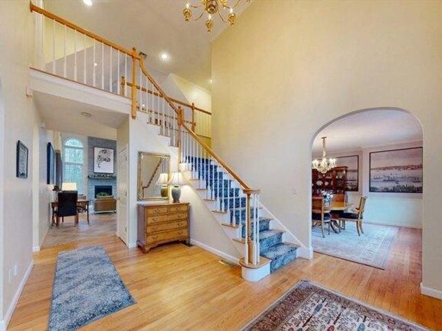 house with 4 bedroom, Medfield MA DLS101856434