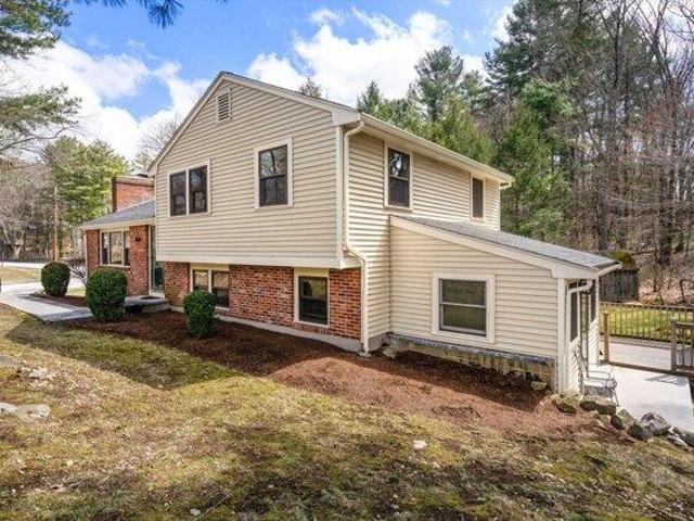 house with 4 bedroom, Medfield MA DS102443192