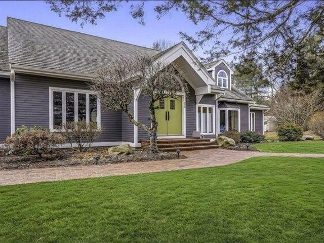 house with 4 bedroom, Medfield MA DS102828461