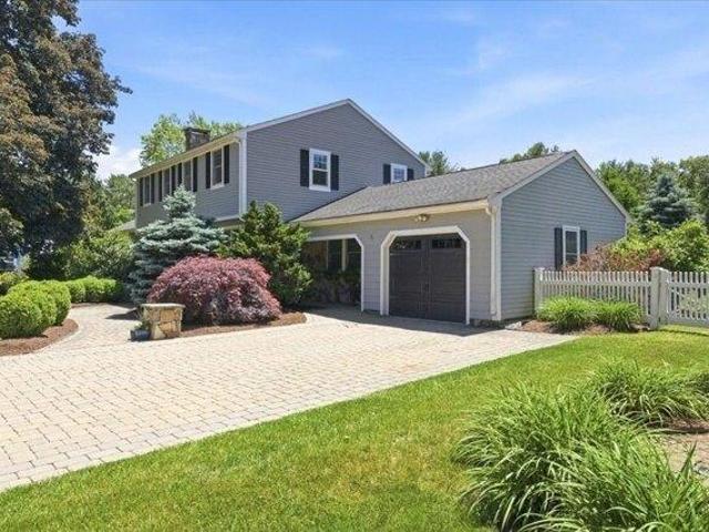 house with 4 bedroom, Medfield MA DS103250731