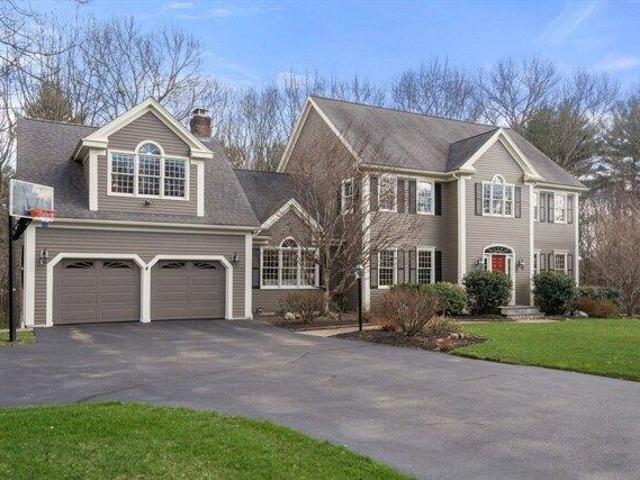 house with 4 bedroom, Medfield MA DS103431408