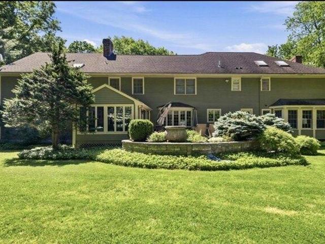 house with 4 bedroom, Medfield MA DS103930812