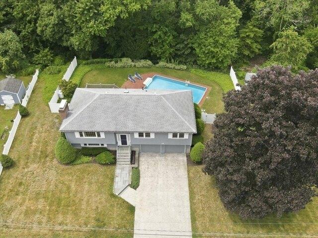 house with 4 bedroom, Medfield MA DS104266070