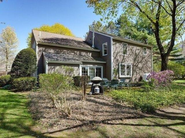 house with 4 bedroom, Medfield MA ES102825168