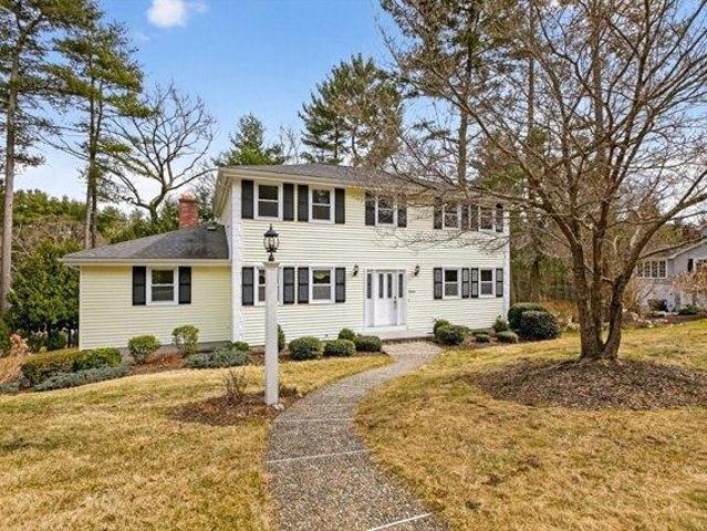 house with 4 bedroom, Medfield MA ES103189223