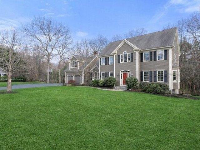 house with 4 bedroom, Medfield MA ES103431408