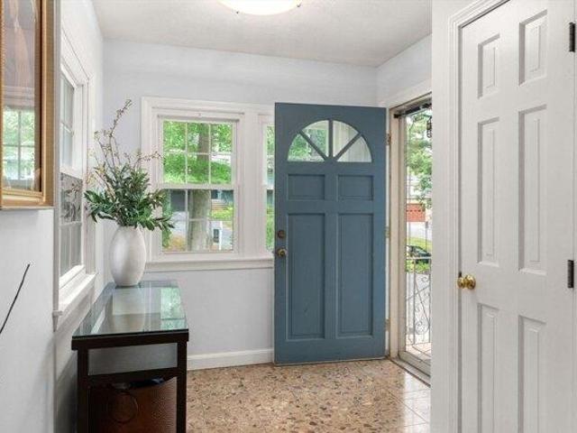 house with 4 bedroom, Medfield MA ES103433601