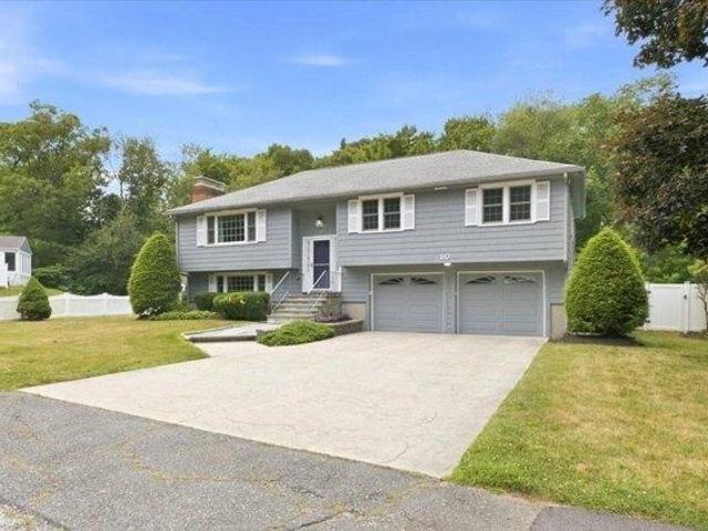 house with 4 bedroom, Medfield MA ES104760548