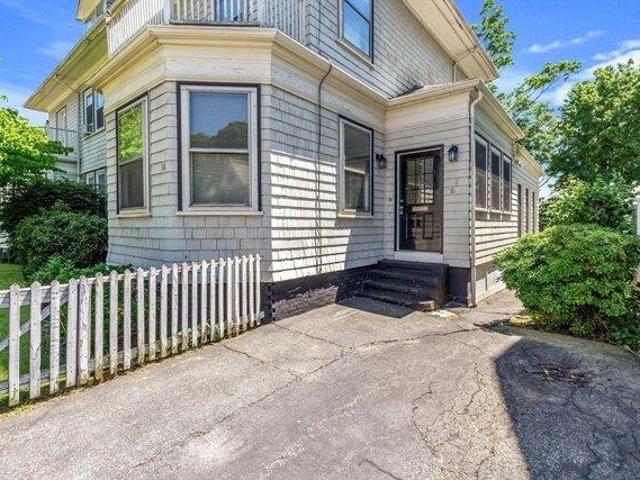 house with 4 bedroom, Medford MA DS103444651