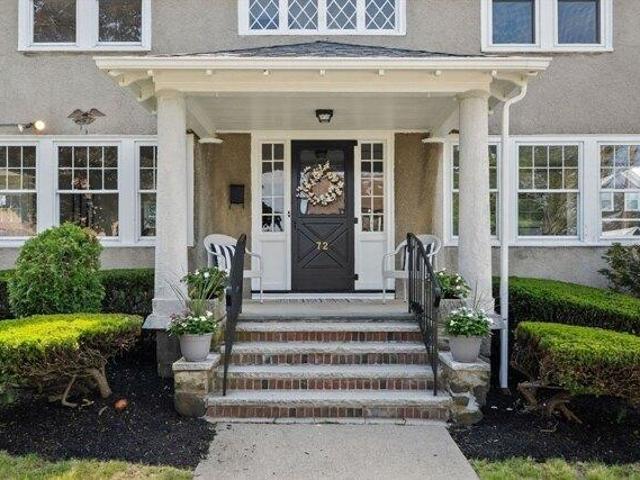 house with 4 bedroom, Medford MA DS103850970