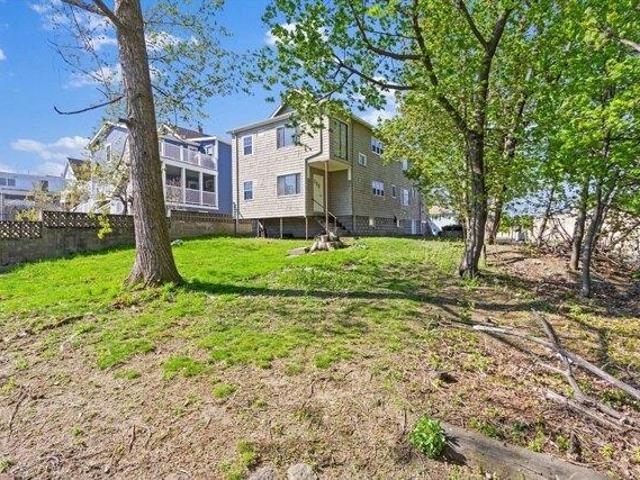 house with 4 bedroom, Medford MA ES104352652
