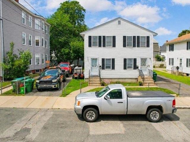 house with 4 bedroom, Medford MA ES104901665